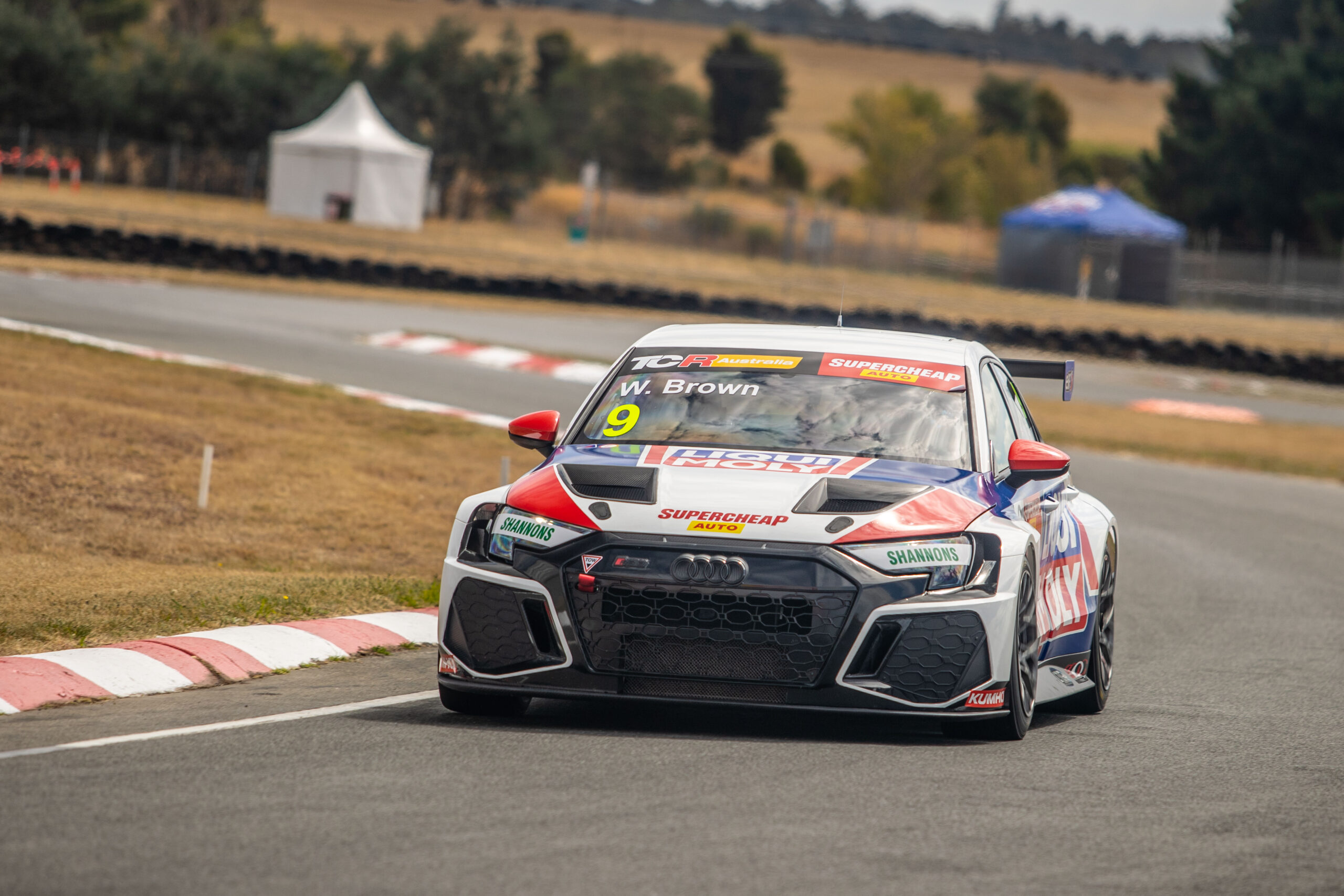 Will Brown turns the tables in second practice at AWC Race Tasmania ...